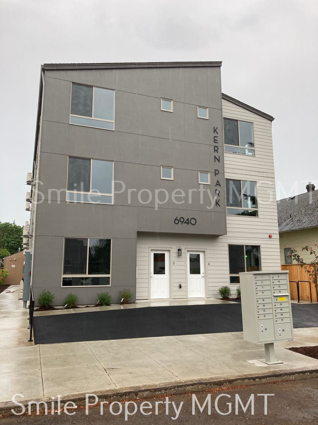 Home [smilepropertymanagement.managebuilding.com]